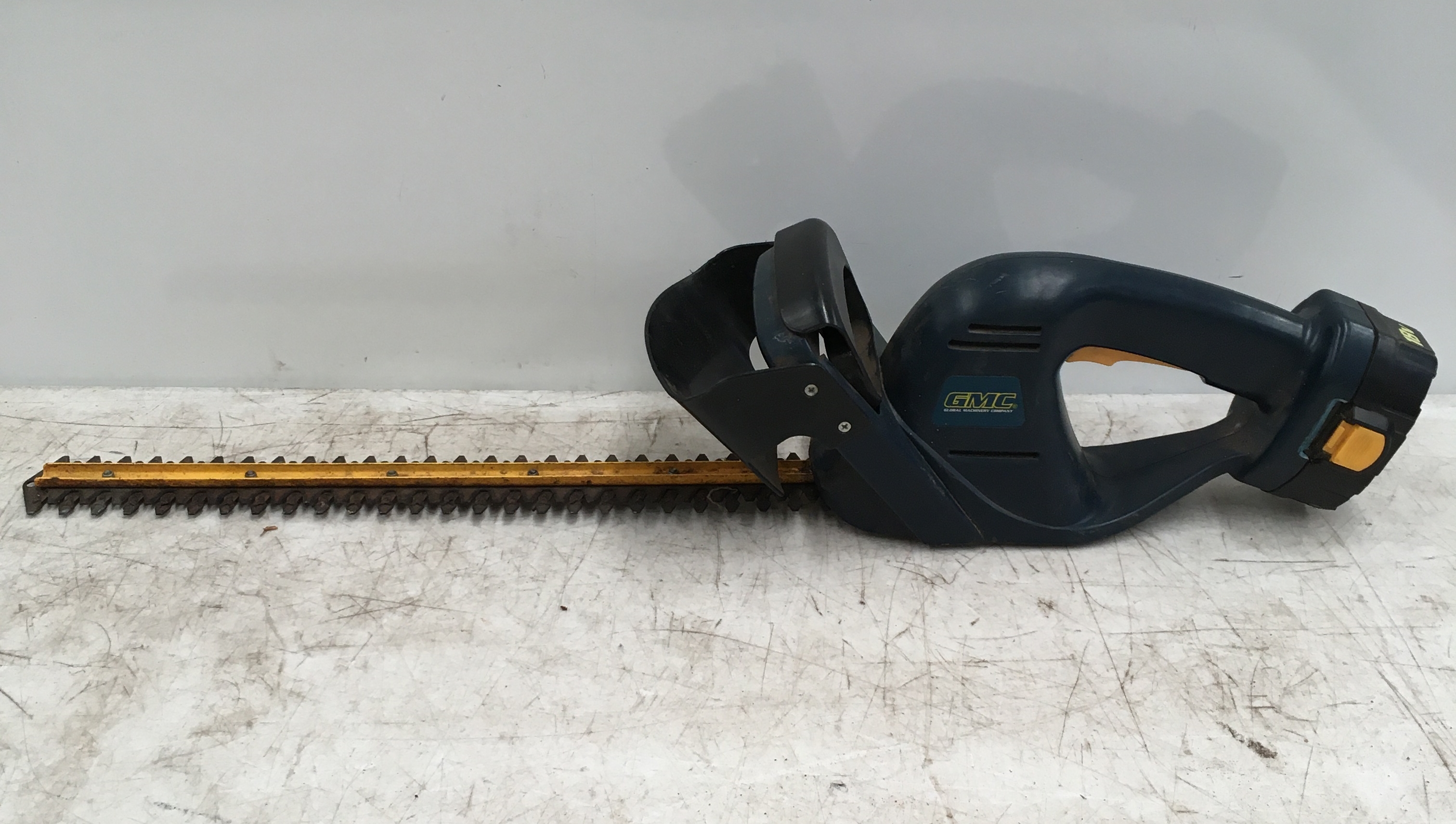 Gmc hedge trimmer store